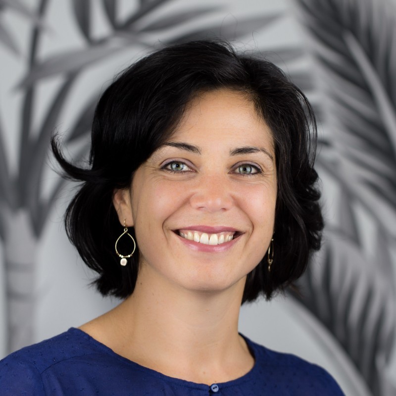 Flora Peter - #SocialSellingForum