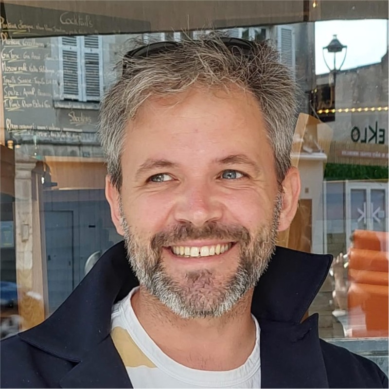 Louis-Max Lefebvre - #SocialSellingForum